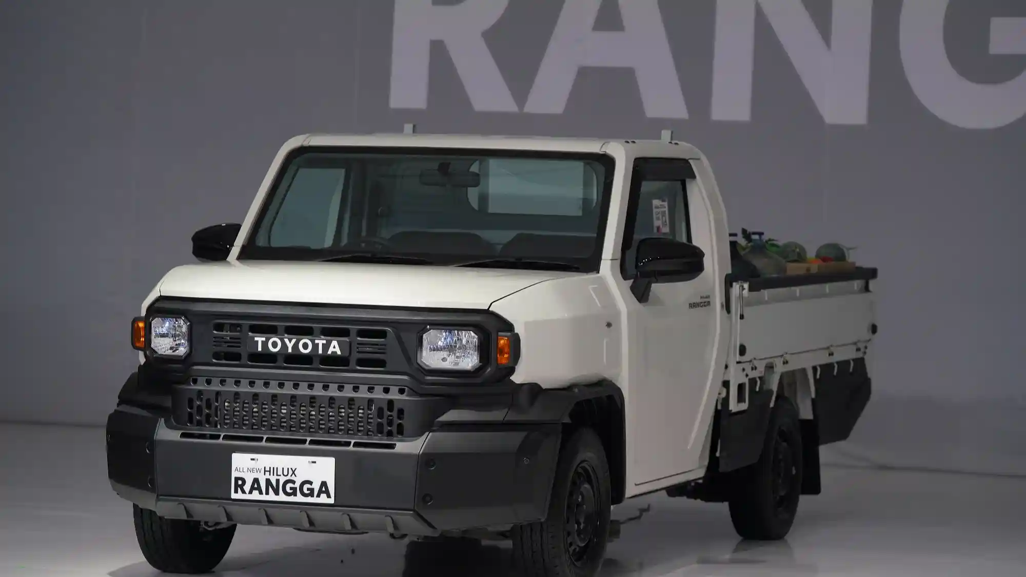 Toyota Hilux Rangga 2025: Harga Terbaru | Auto2000